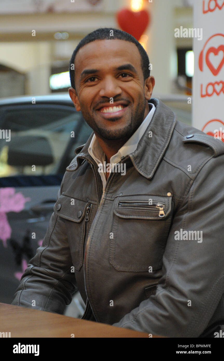 Rnb Singer High Resolution Stock Photography and Images - Alamy