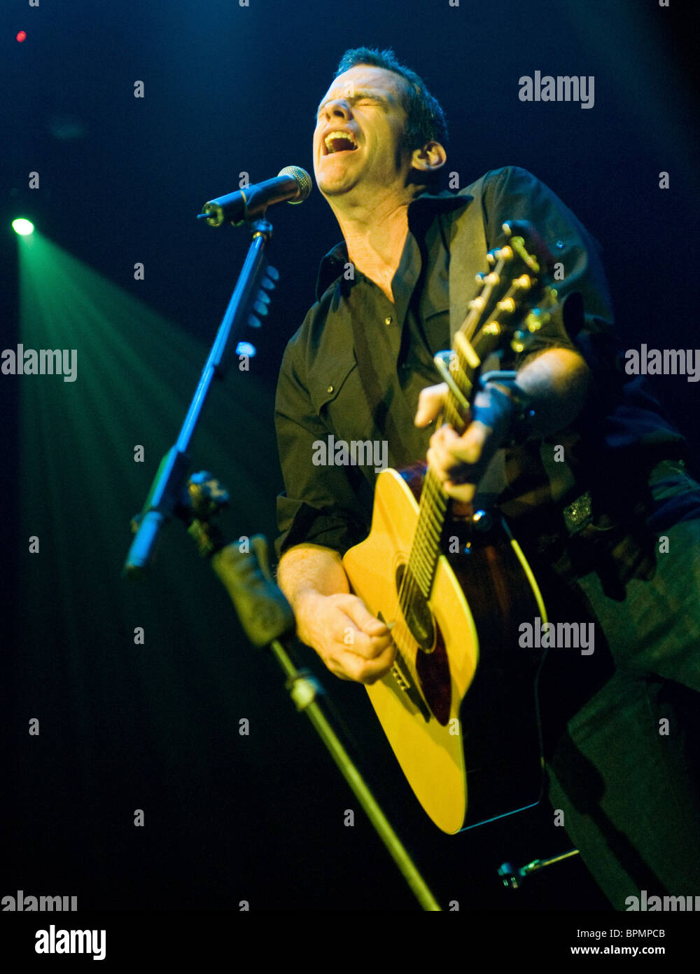 Canadian Pop Singer High Resolution Stock Photography and Images - Alamy
