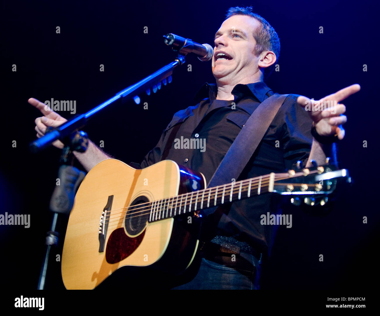 Canadian Pop Singer High Resolution Stock Photography and Images - Alamy