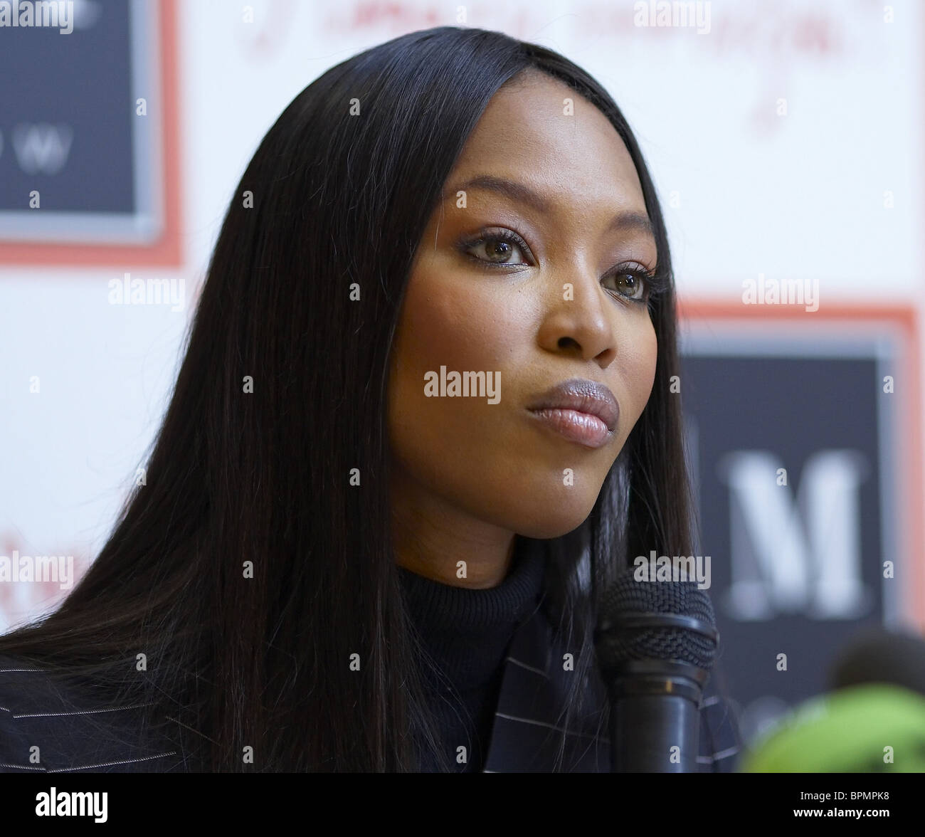 Naomi Campbell Stock Photos & Naomi Campbell Stock Images - Alamy