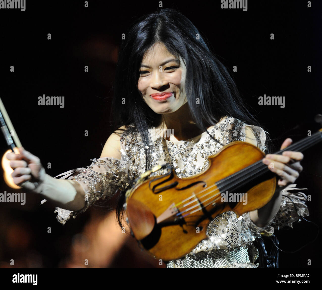 Vanessa Mae Violinist High Resolution Stock Photography and Images - Alamy