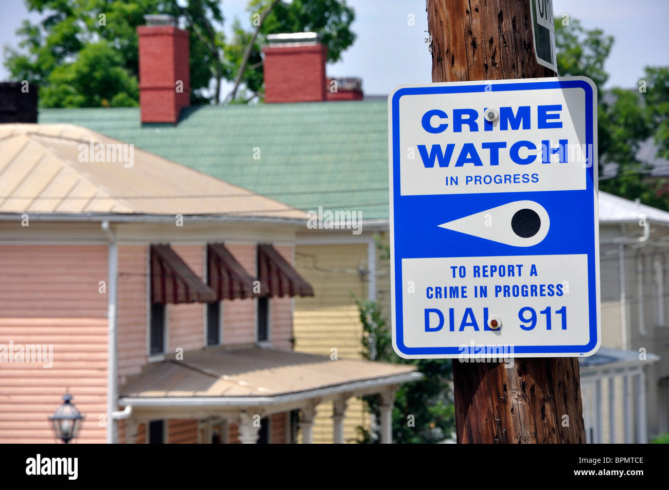 Neighborhood crime watch sign, USA Stock Photo - Alamy