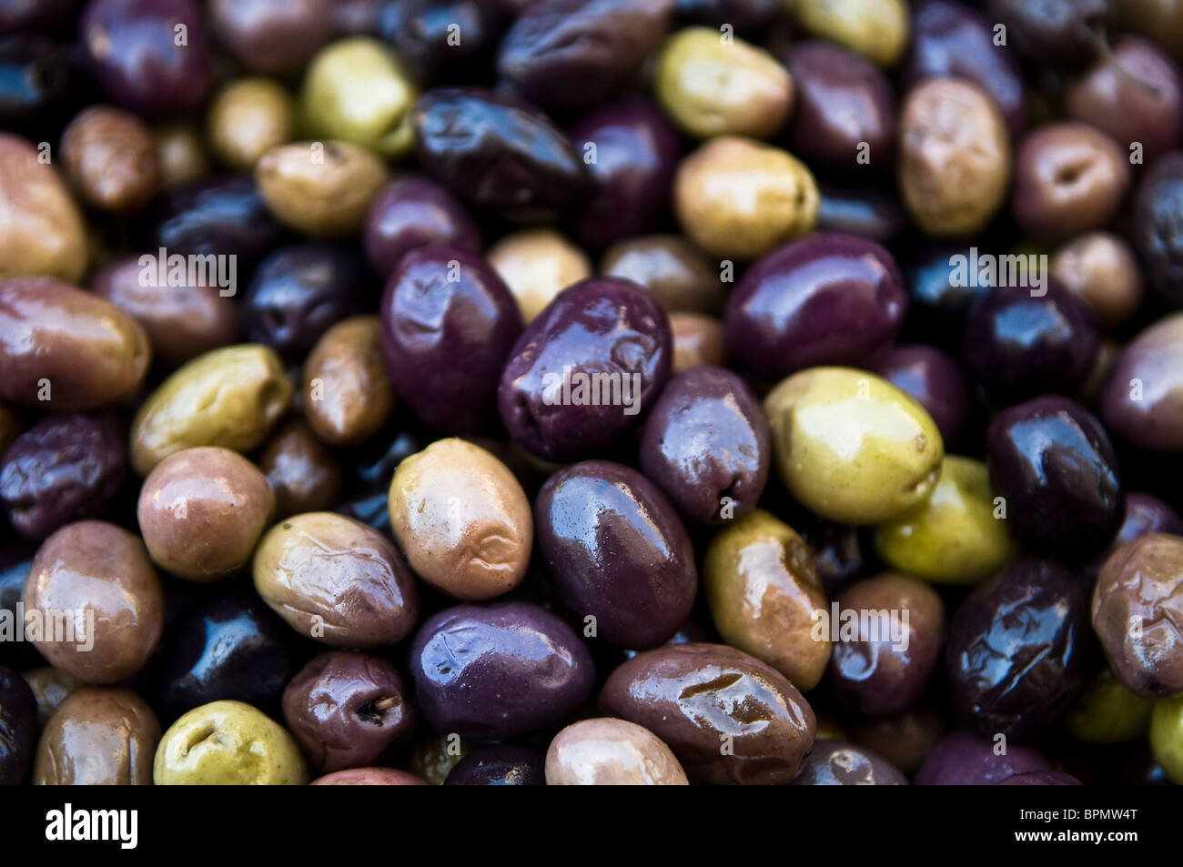 Tasty and colorful olives sold in an outdoor market Stock Photo - Alamy