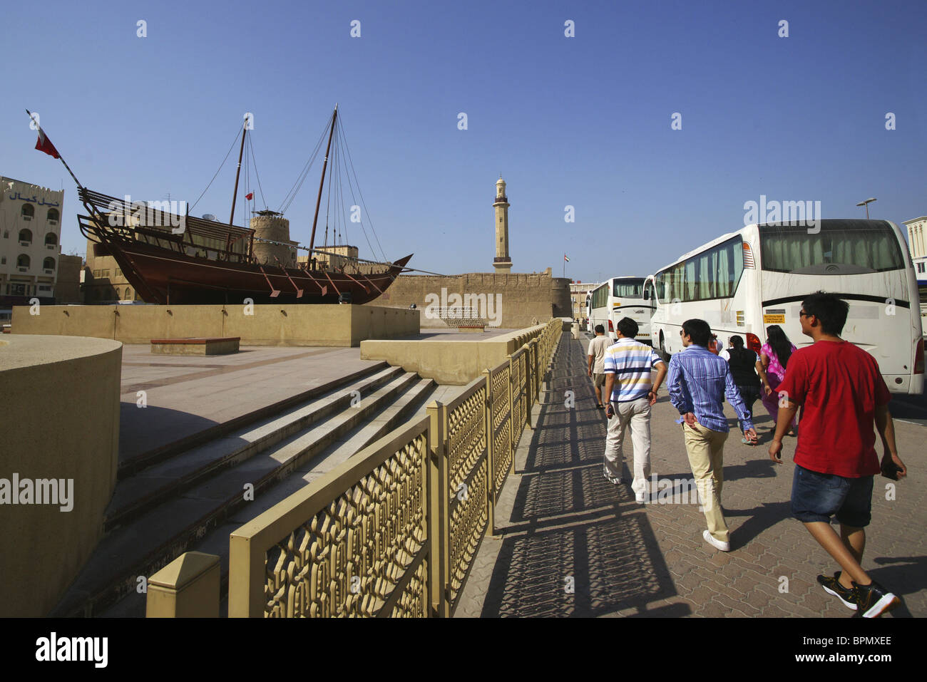 Visiting exterior tourists visiting dubai museum hi-res stock ...