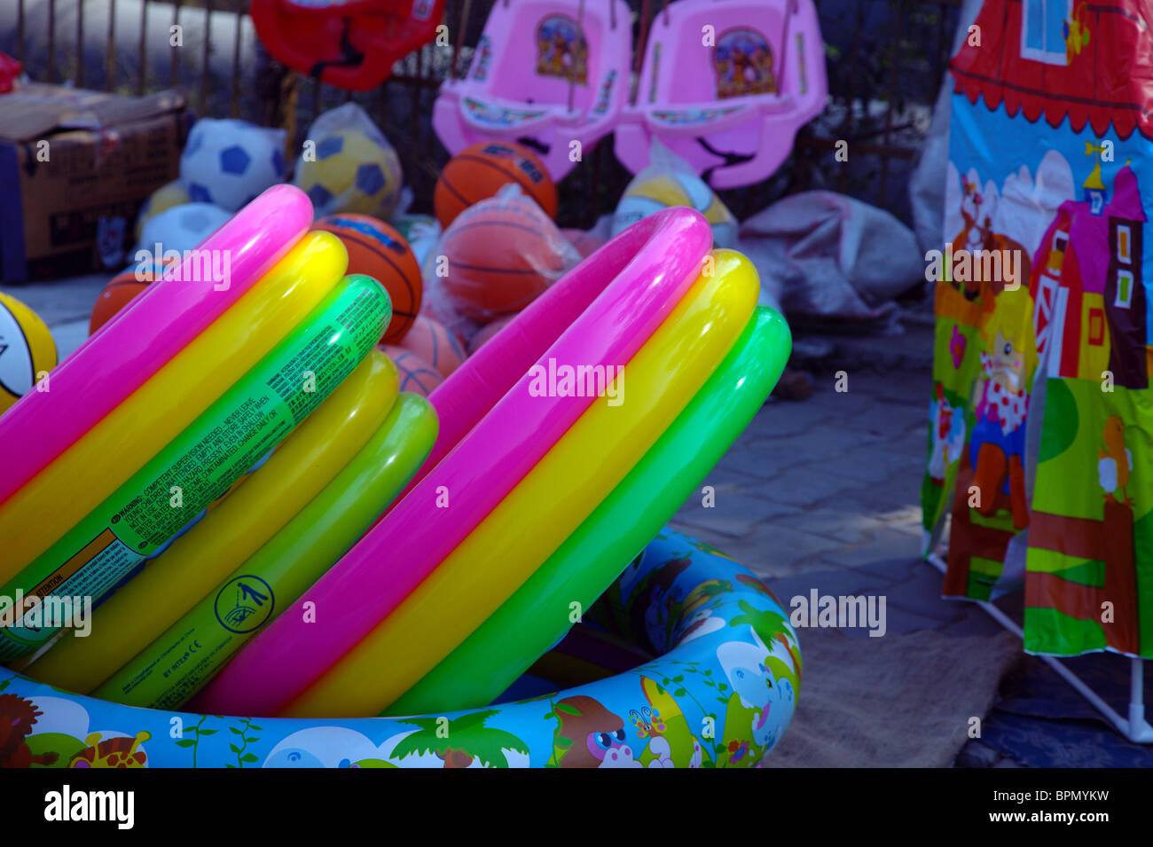 Plastic ware hi-res stock photography and images - Alamy