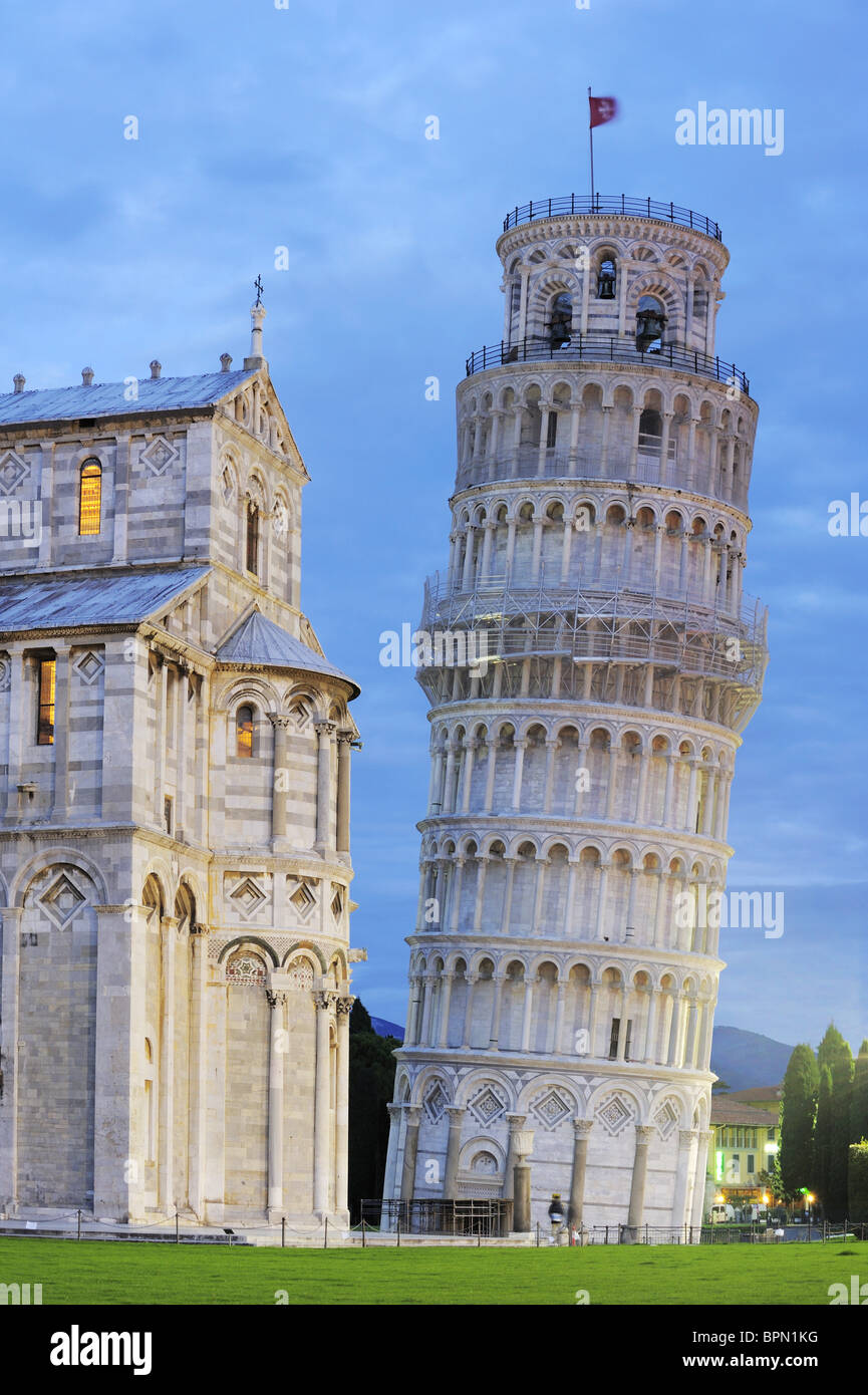 Illuminated Leaning tower of Pisa and cathedral, Pisa, UNESCO world ...