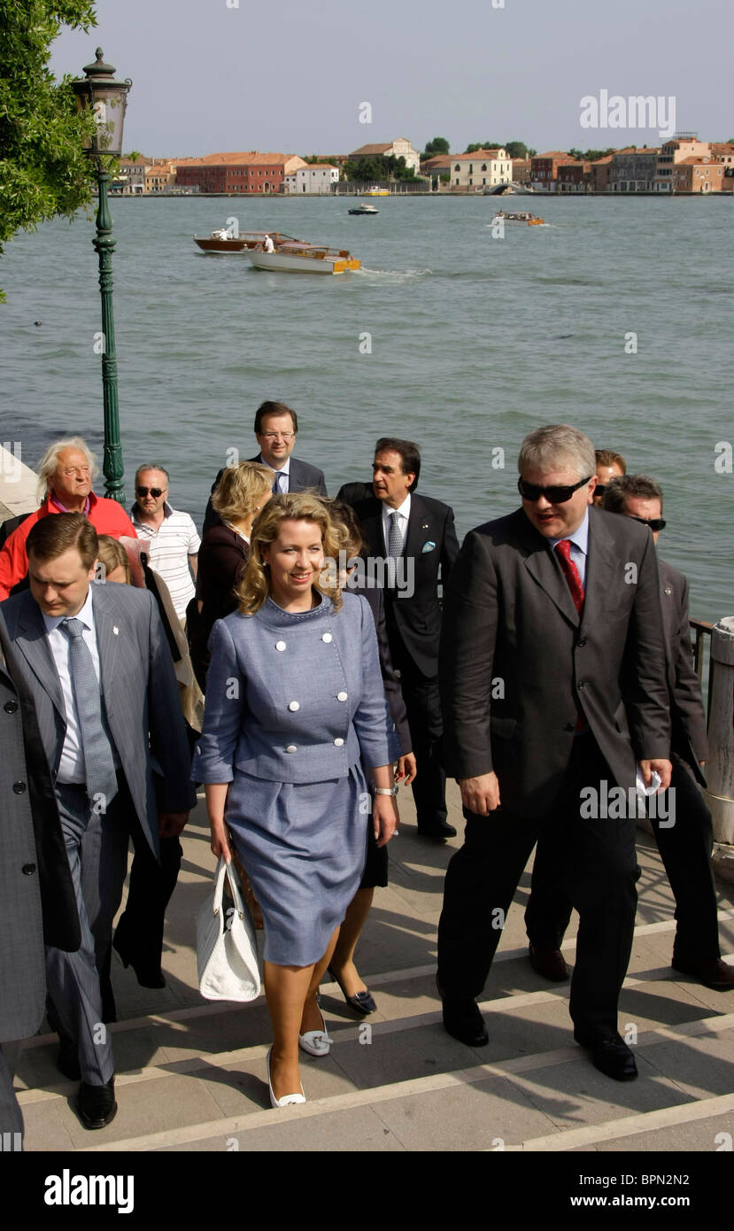 Russian Lady Photo High Resolution Stock Photography and Images - Alamy