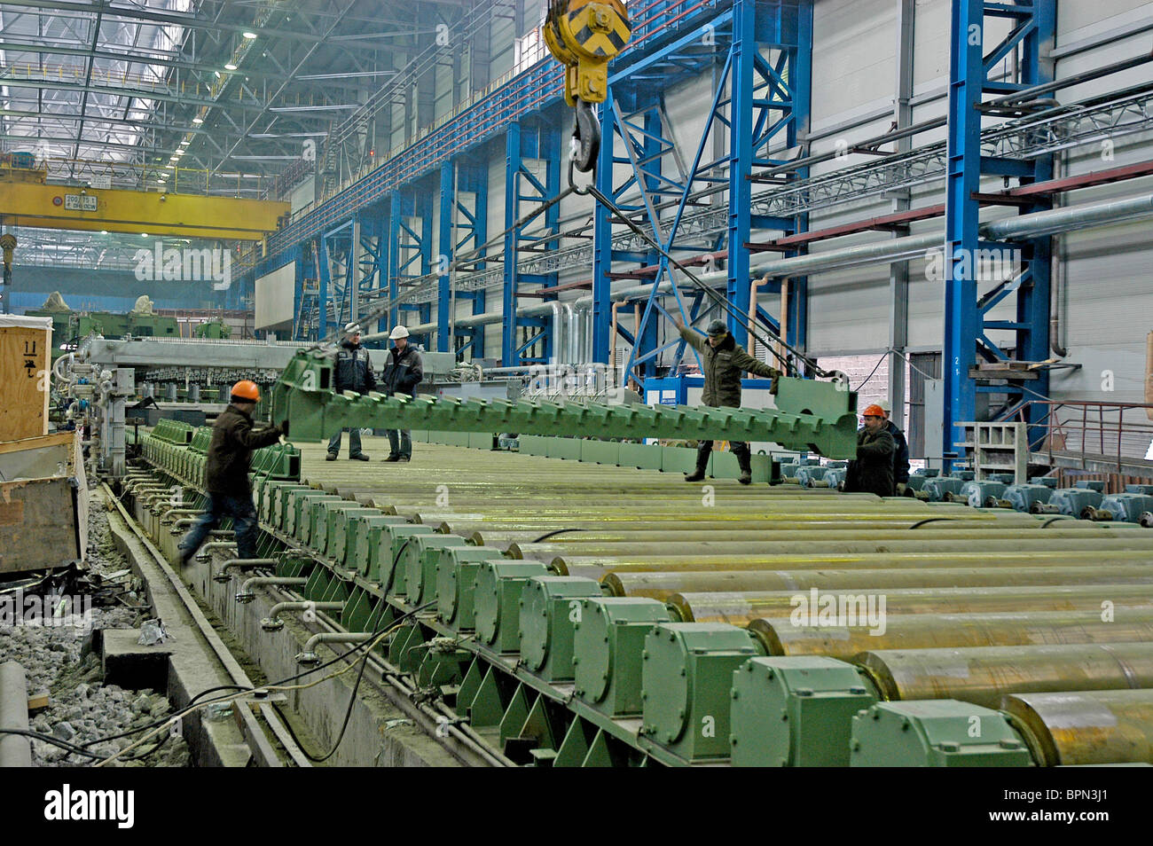 Workers Mill Rolling High Resolution Stock Photography and Images - Alamy