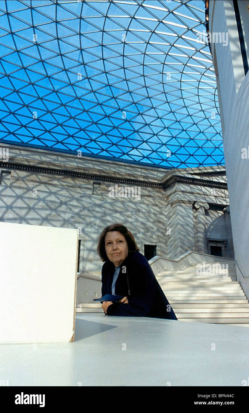 Mother 2003 Anne Reid High Resolution Stock Photography and Images - Alamy