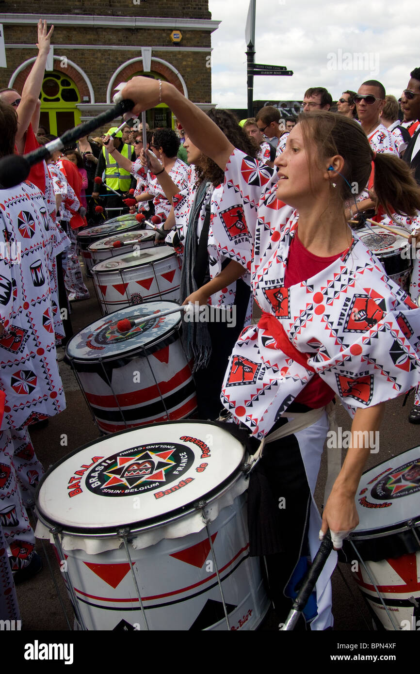 Drummers parade hi-res stock photography and images - Alamy
