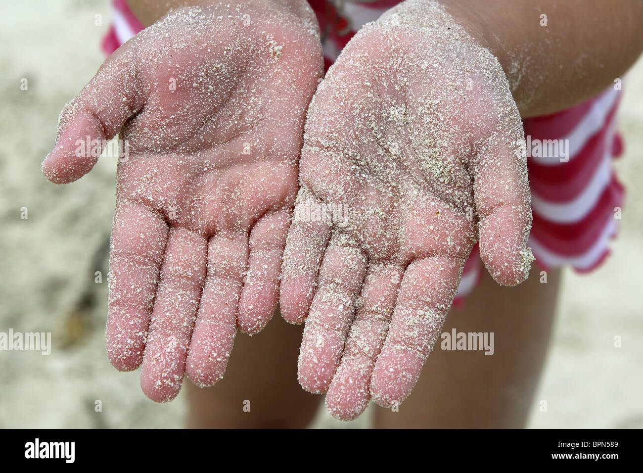 Palm facing camera hi-res stock photography and images - Alamy