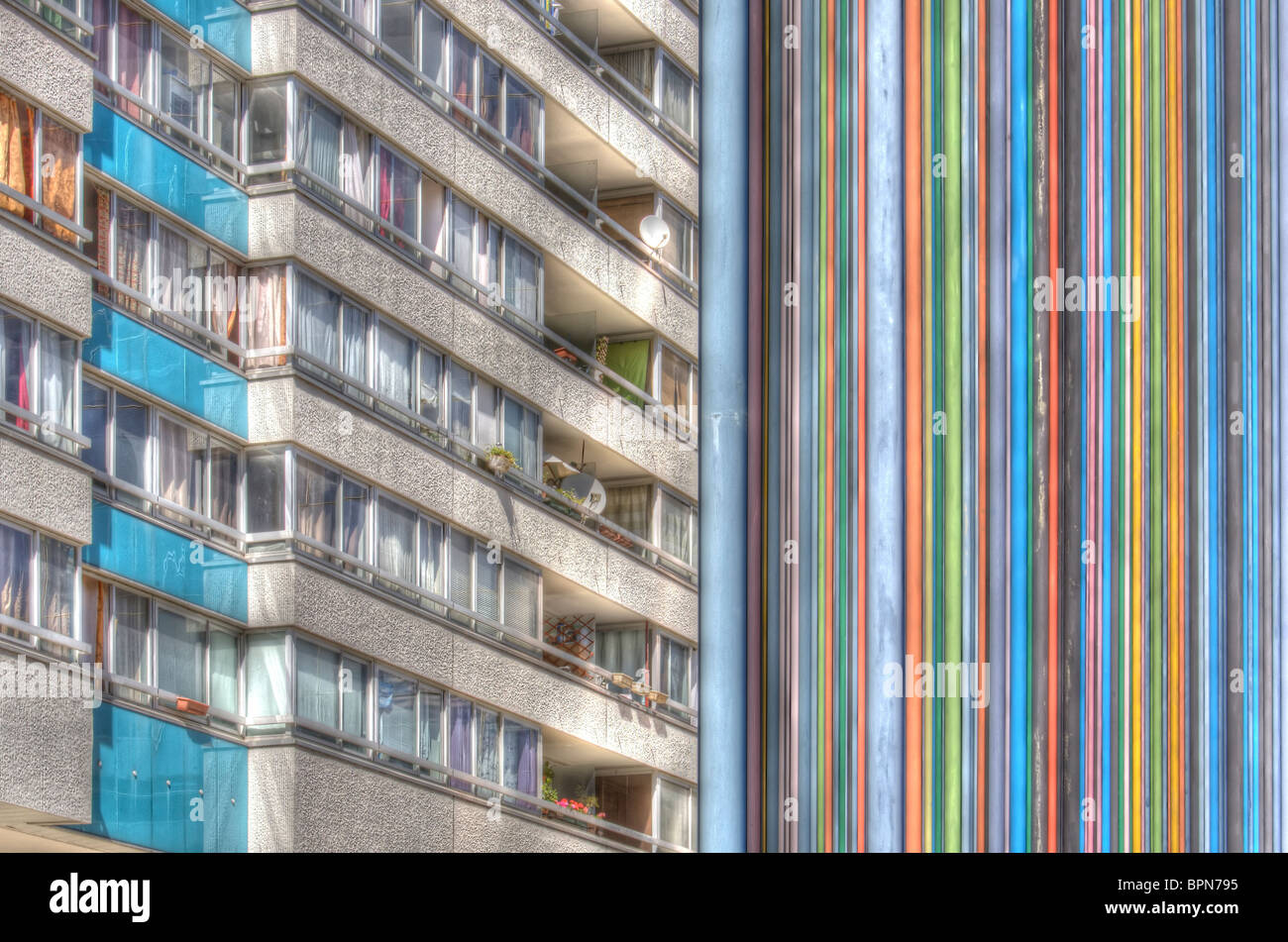 At La Defense in Paris, tatty tower blocks meet the modern sculpture by ...