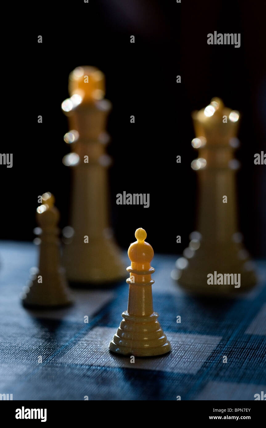 Chess men hi-res stock photography and images - Alamy
