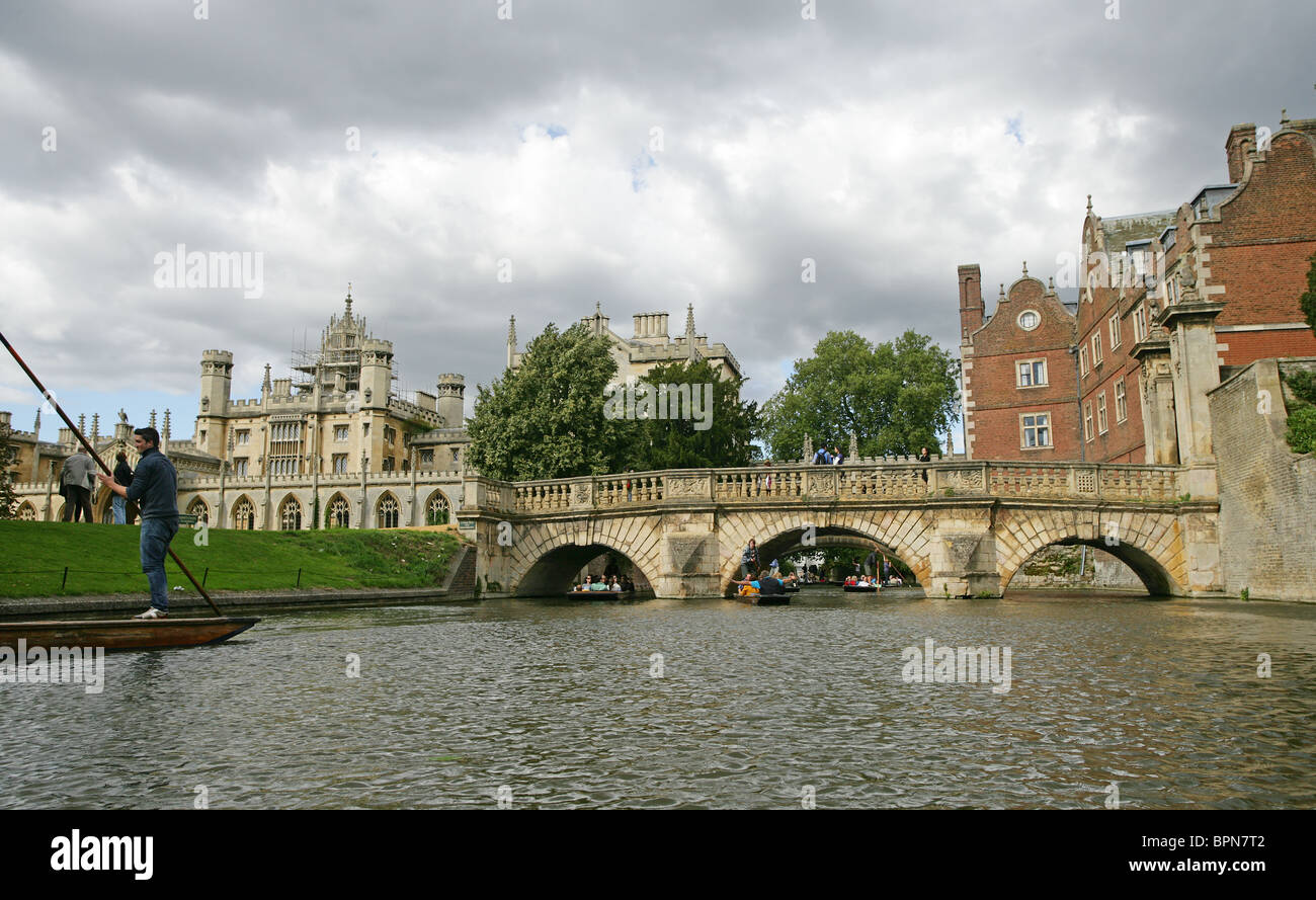 Cambridge history buildings hi-res stock photography and images - Alamy