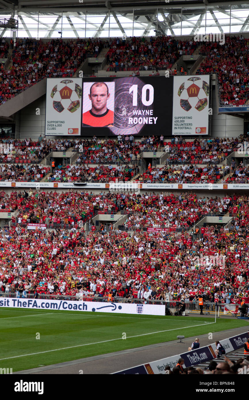 Community shield football hi-res stock photography and images - Alamy