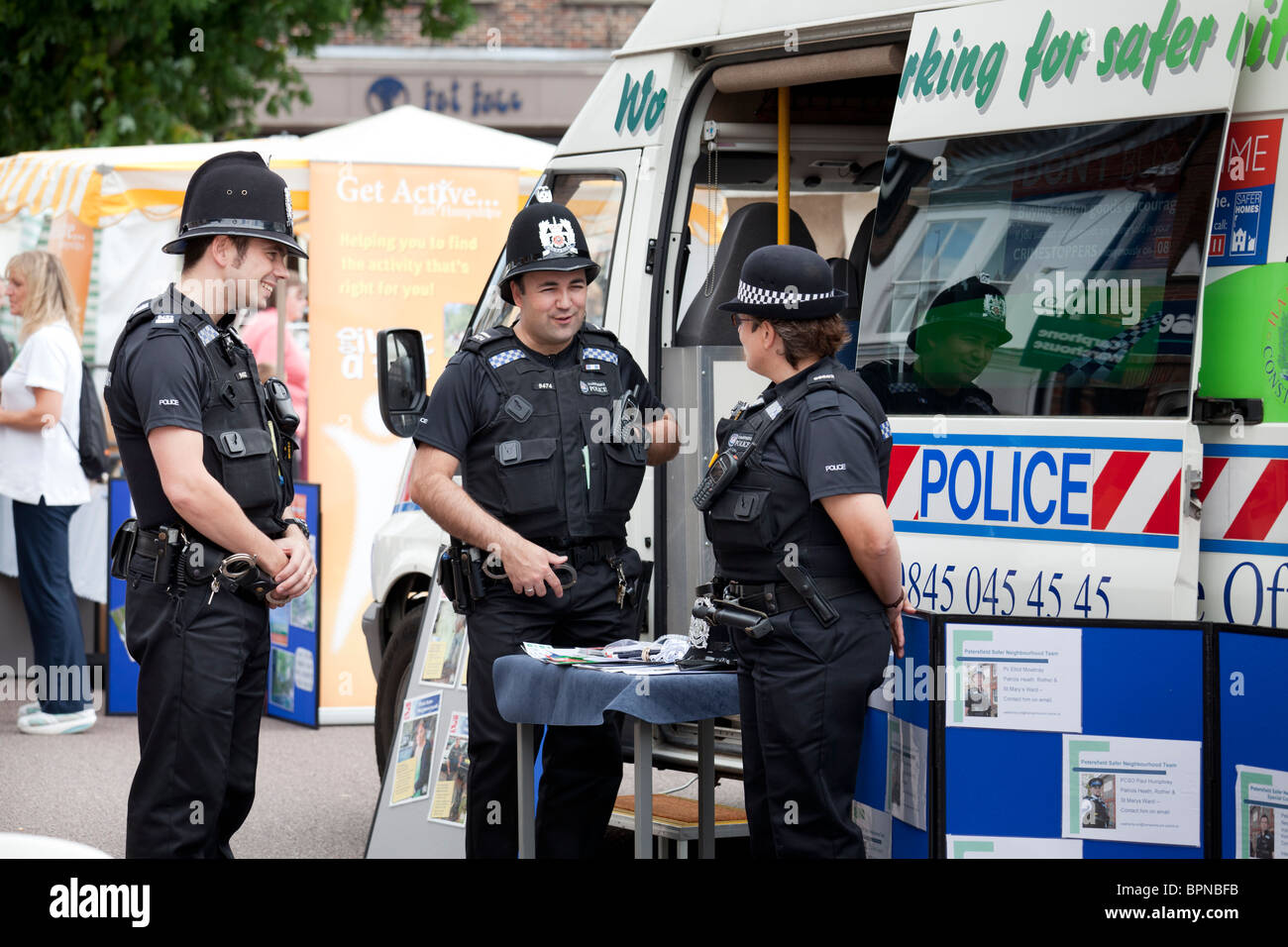 Rural community police officer hi-res stock photography and images - Alamy