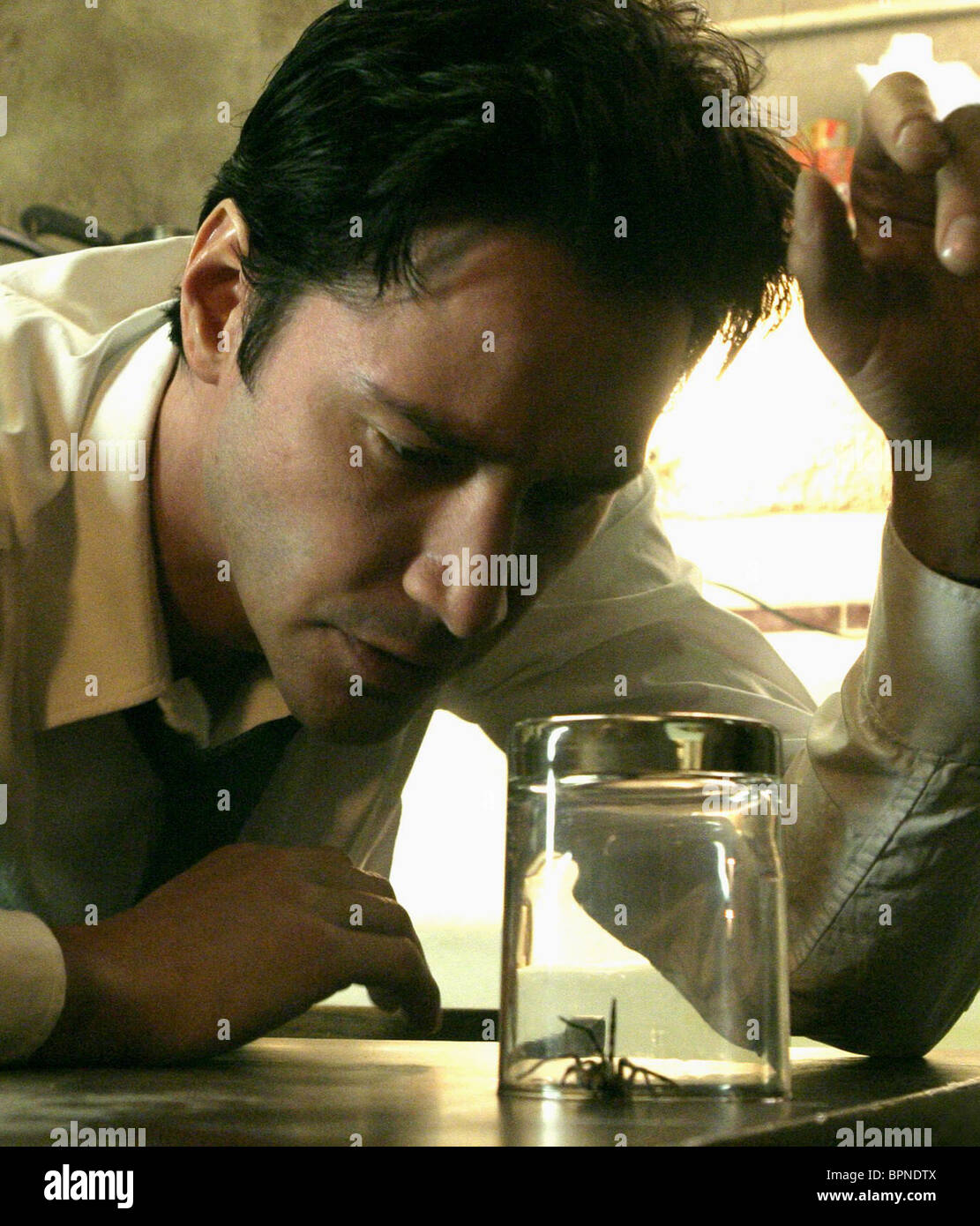 Constantine 2005 Keanu Reeves Stock Photos & Constantine 2005 Keanu ...