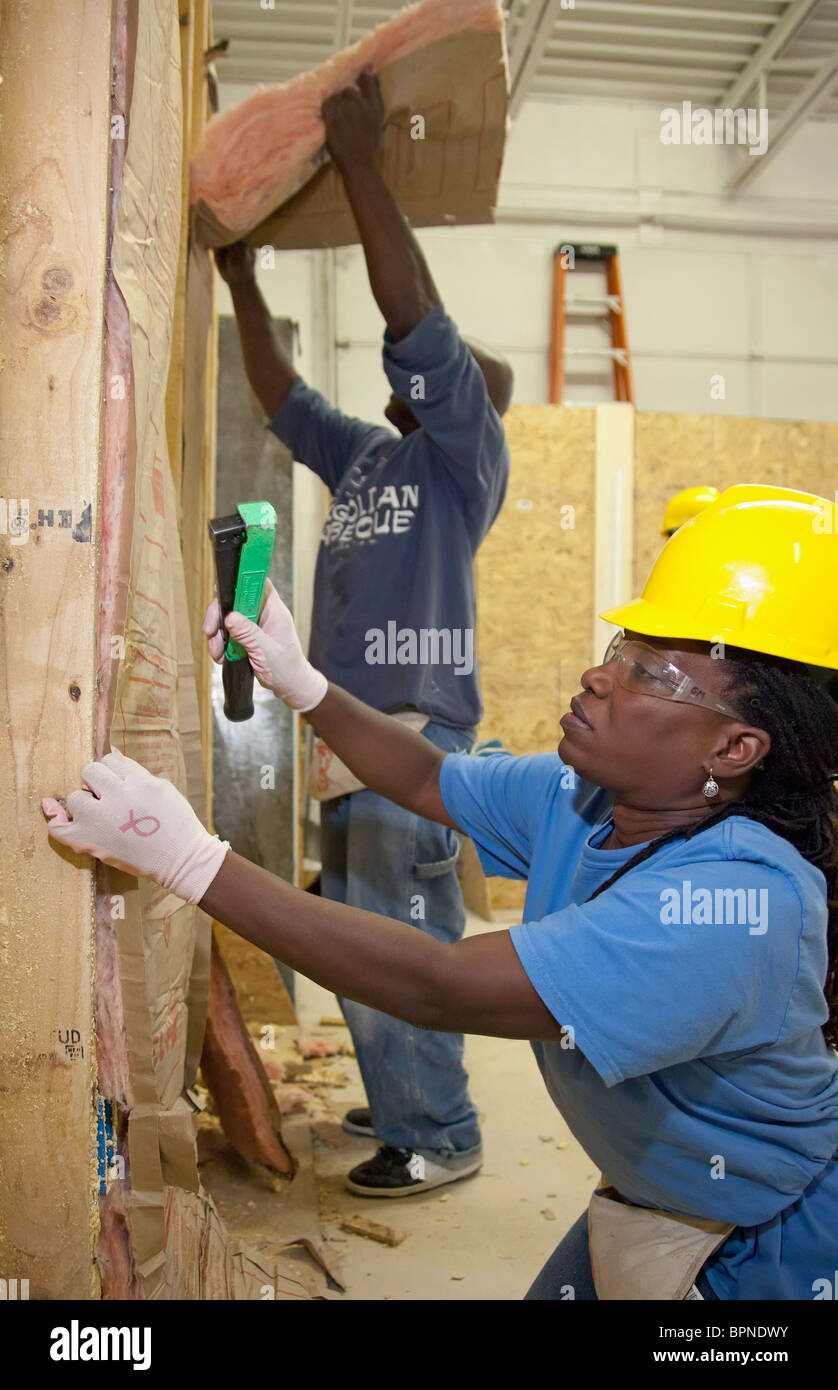 Weatherization hi-res stock photography and images - Alamy