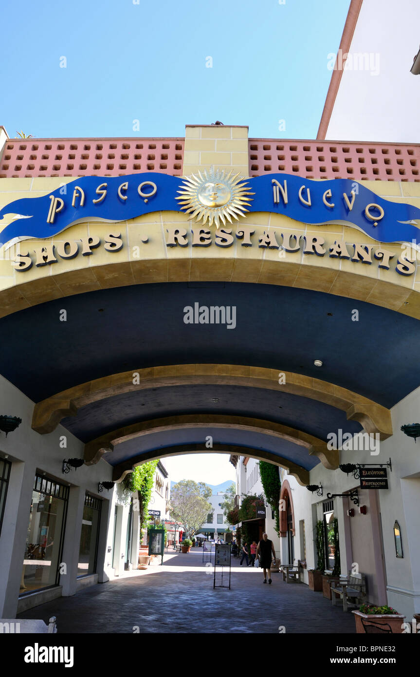Paseo nuevo shopping mall hi-res stock photography and images - Alamy
