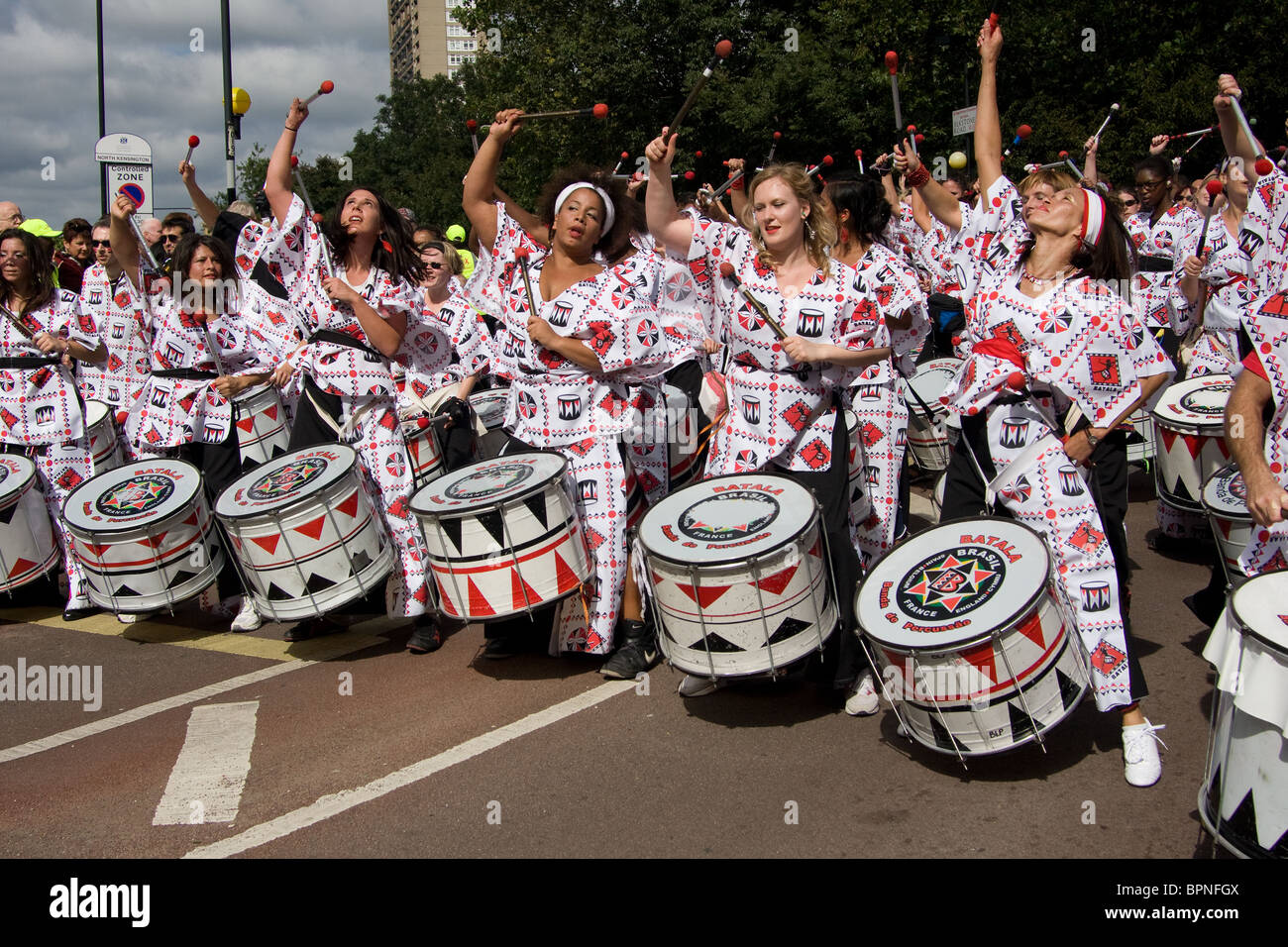 brasilian samba drummers parade drums large brazil Stock Photo - Alamy
