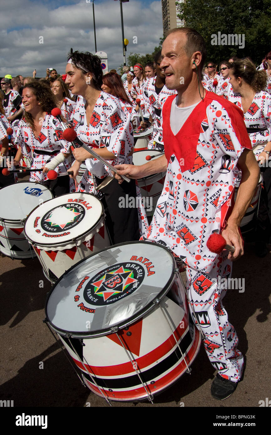 brasilian samba drummers parade drums large brazil Stock Photo - Alamy