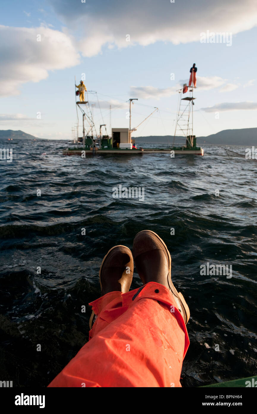 Commercial fishing boats on salmon hi-res stock photography and images ...