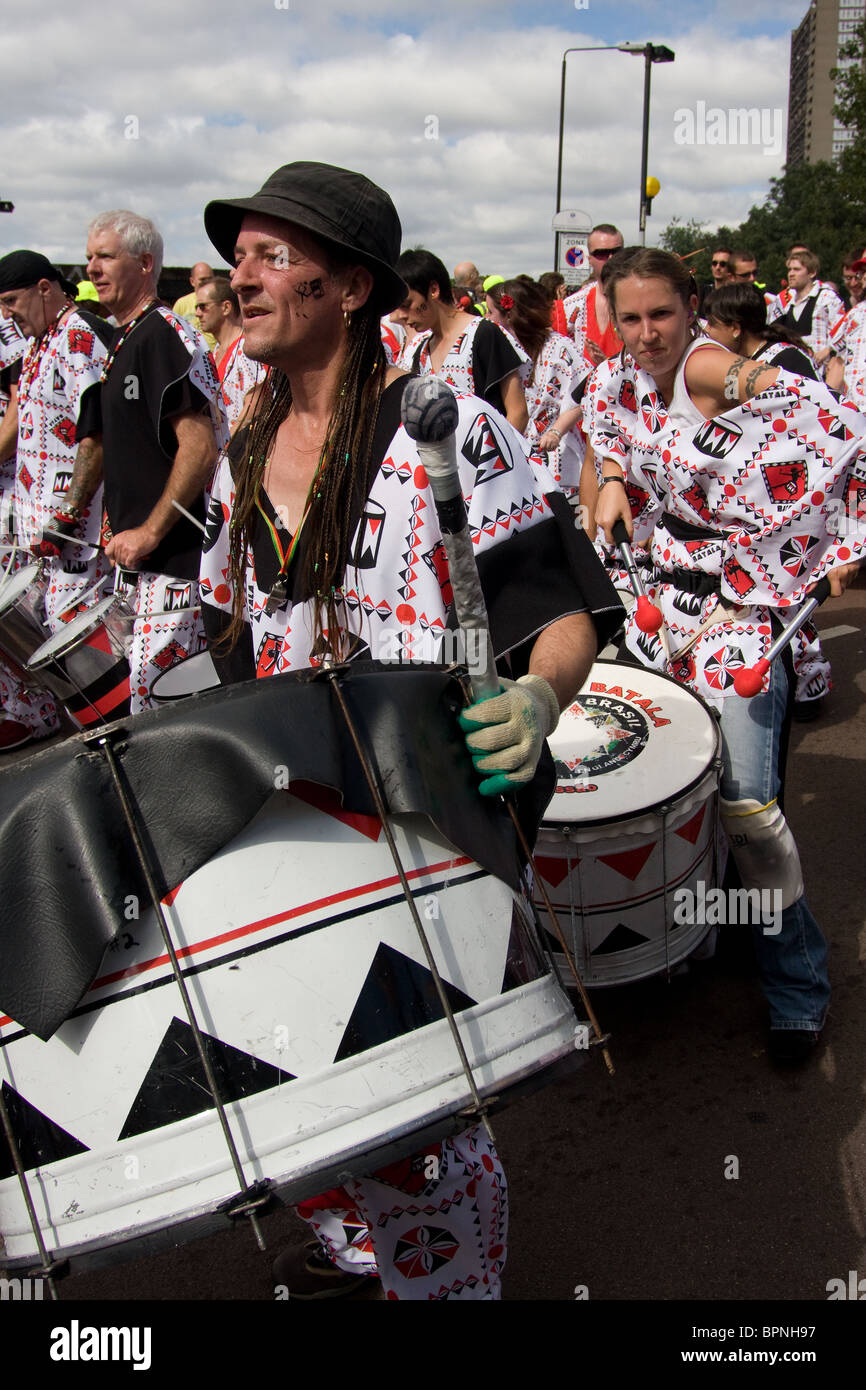brasilian samba drummers parade drums large brazil Stock Photo - Alamy