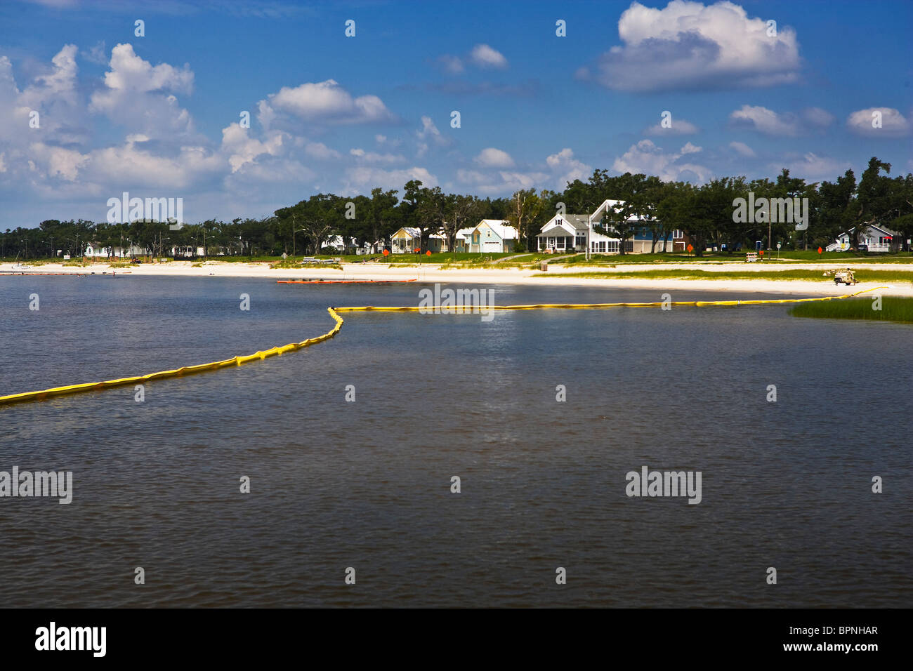 Oil spill boom hi-res stock photography and images - Alamy