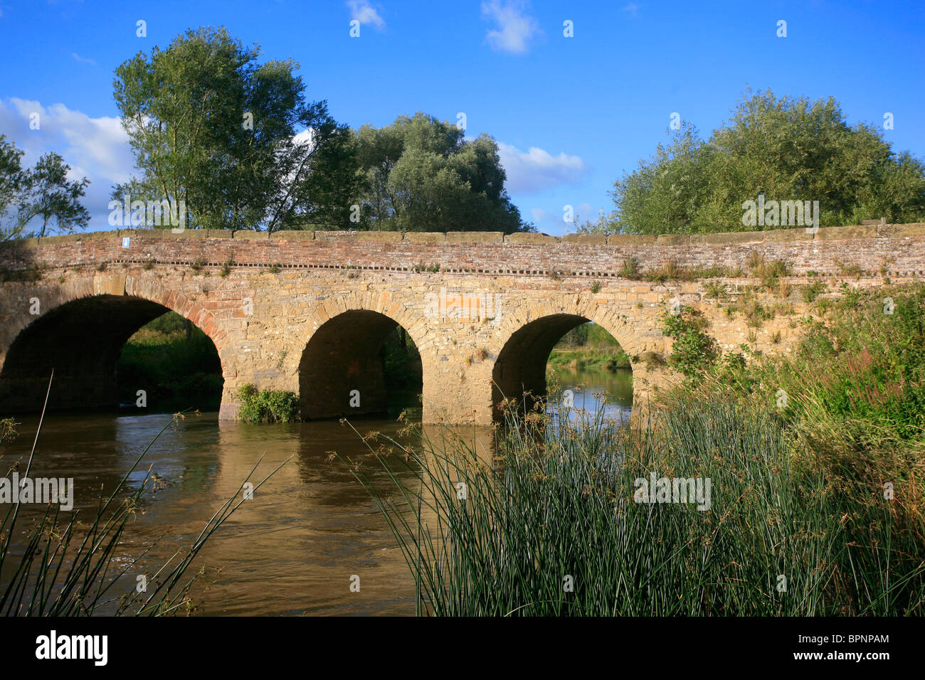 Pershore Old Bridge, Pershore, Worcestershire, England Stock Photo - Alamy