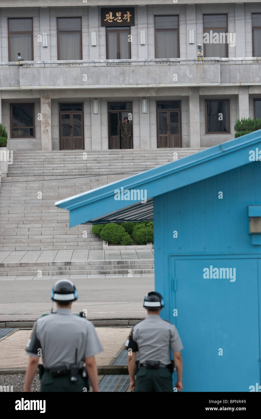 Dmz jsa north korea panmunjeom panmunjom south korea korean border ...