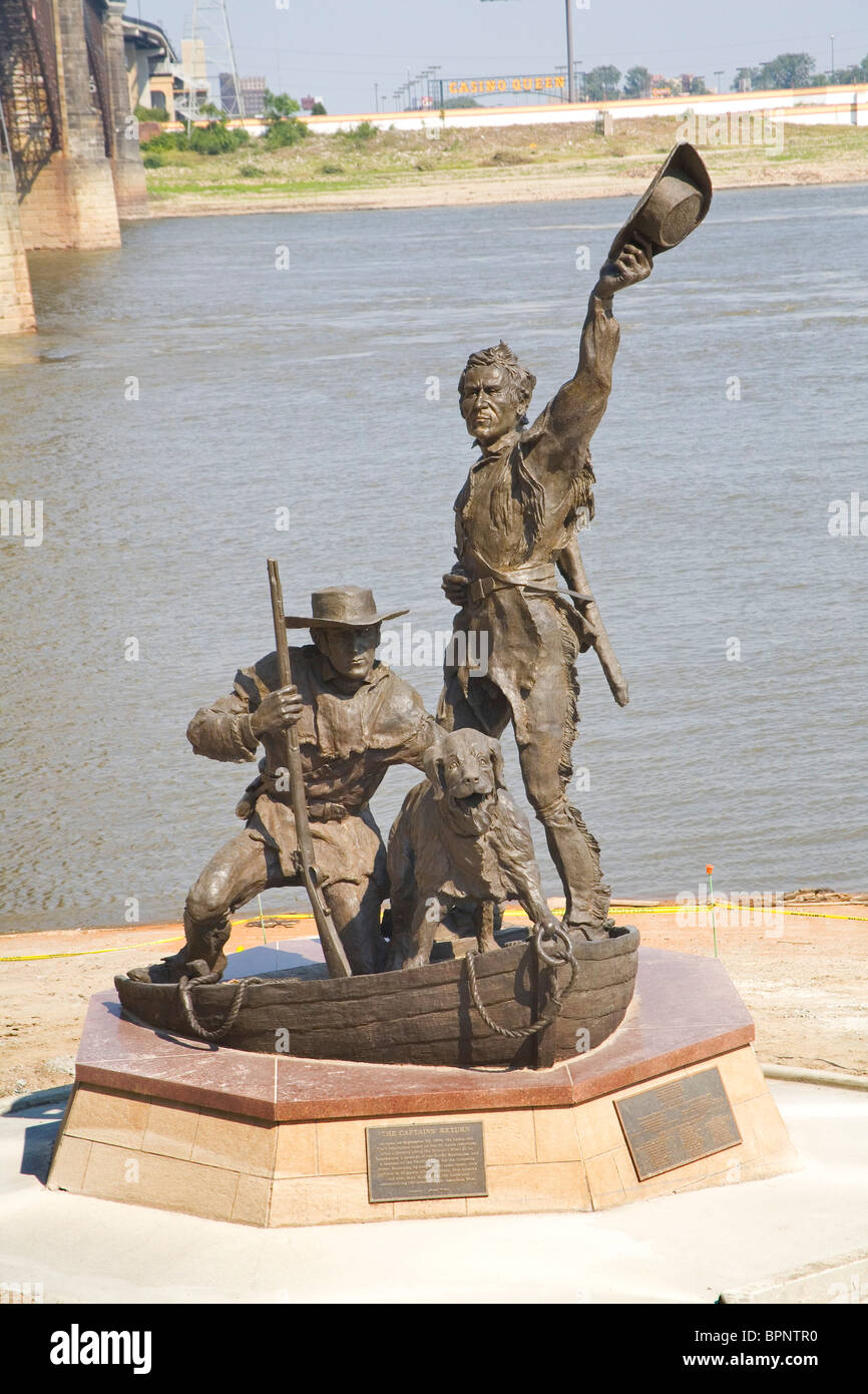Lewis and clark statue hi-res stock photography and images - Alamy