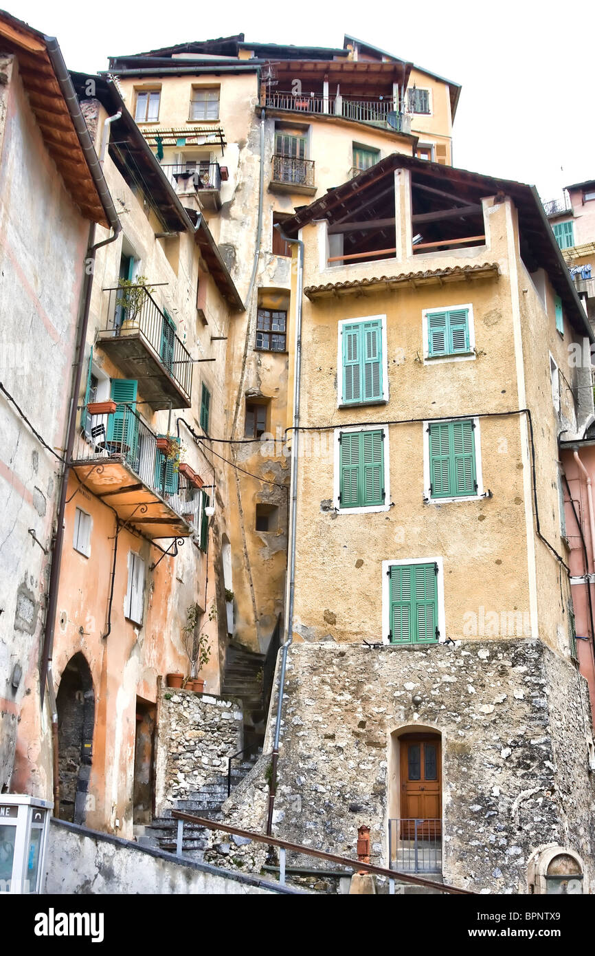 Old french homes hi-res stock photography and images - Alamy