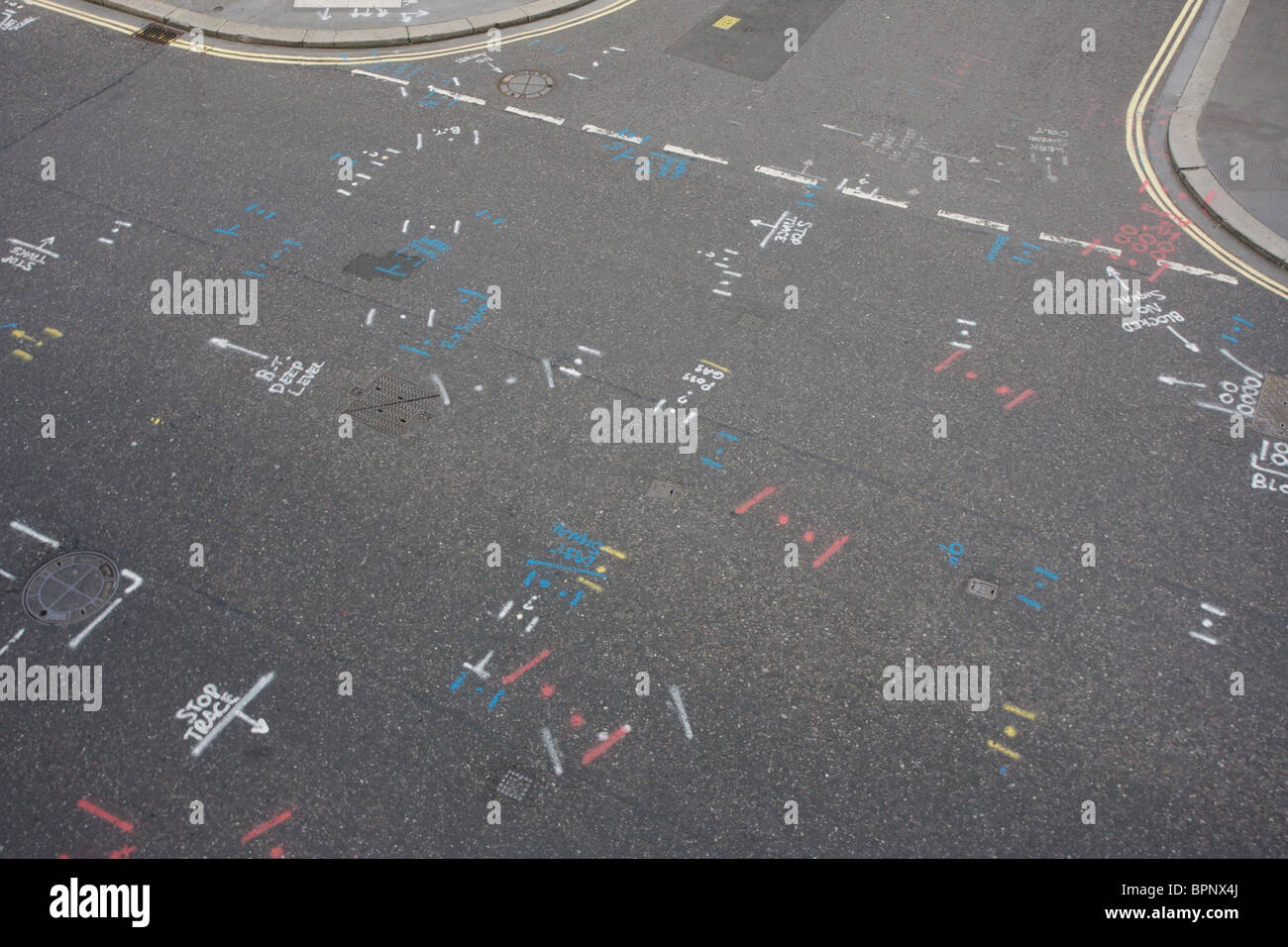 Street utility markings hi-res stock photography and images - Alamy