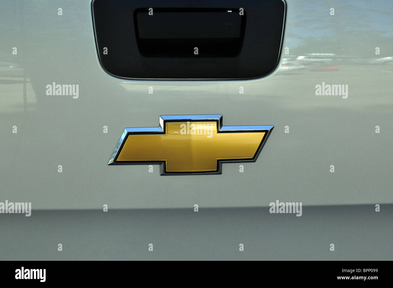 Chevy Chevrolet Symbol Logo Stock Photo - Alamy