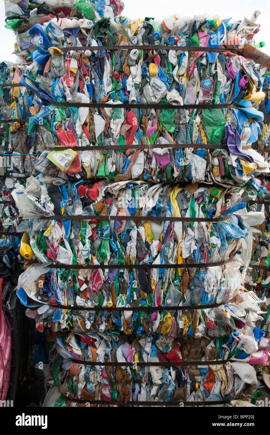 Plastic hi-res stock photography and images - Alamy