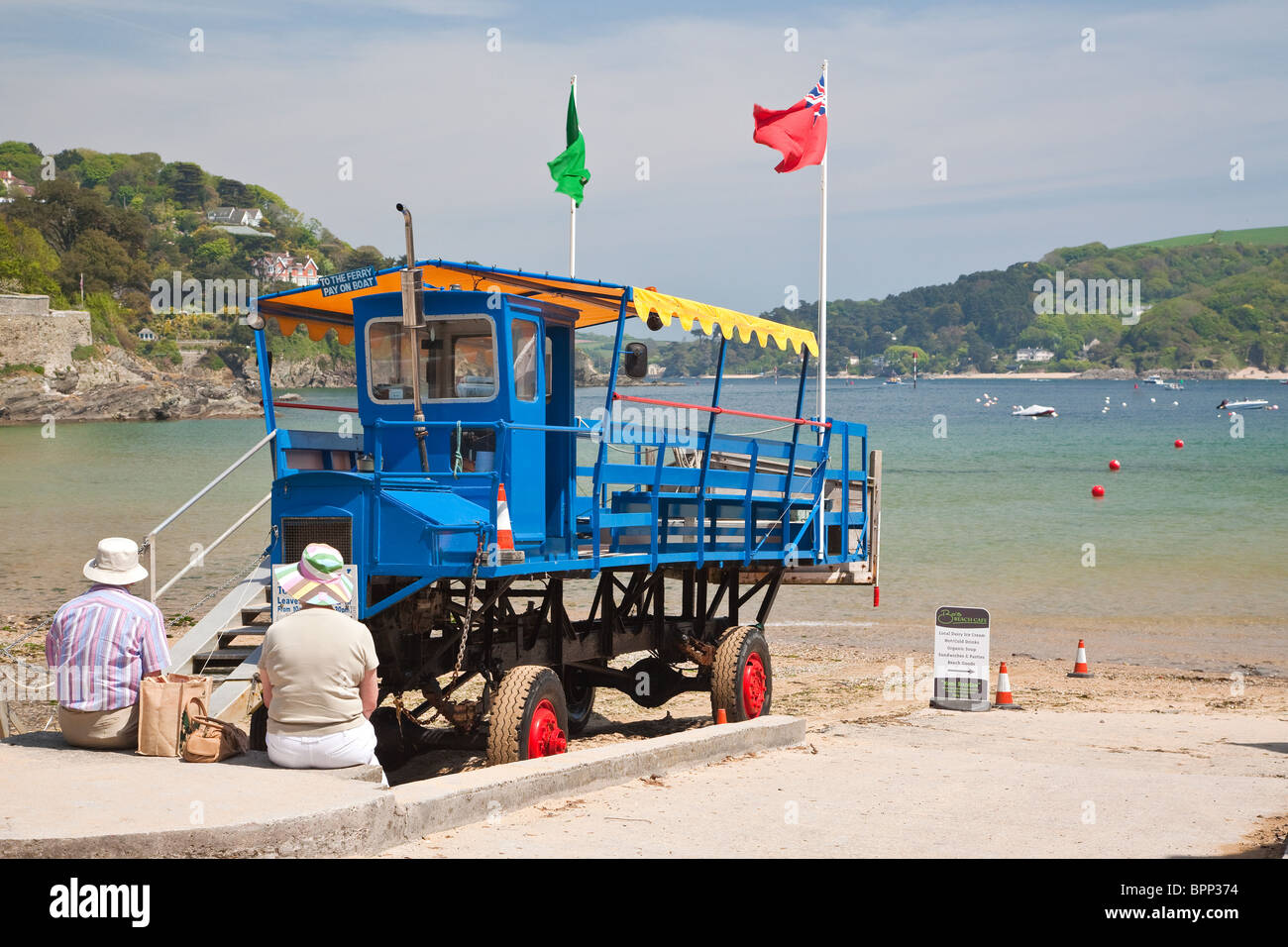 South Sands Ferry Sea Tractor, South Sands, Salcombe, Devon UK Stock ...