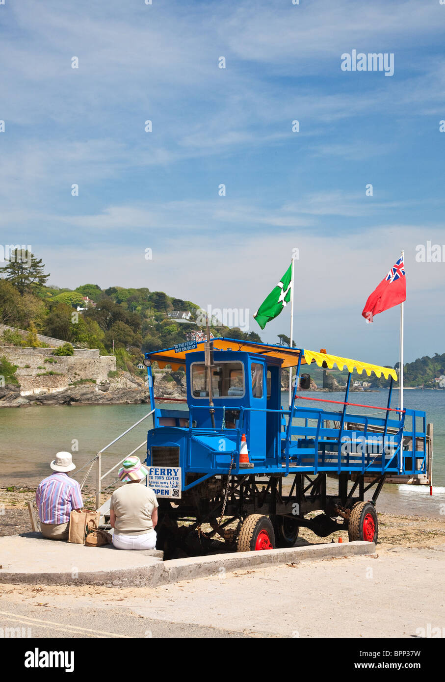 South sands ferry sea tractor hi-res stock photography and images - Alamy