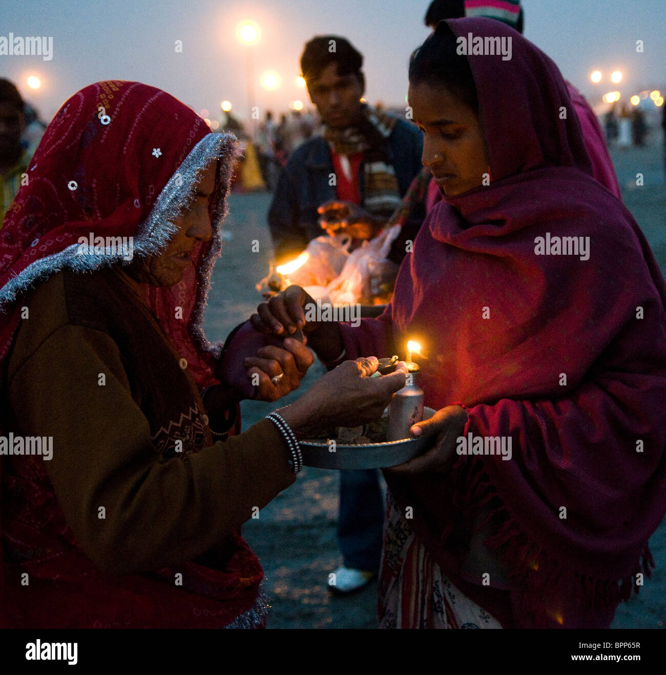 Puja traditional hindu ceremony hi-res stock photography and images - Alamy