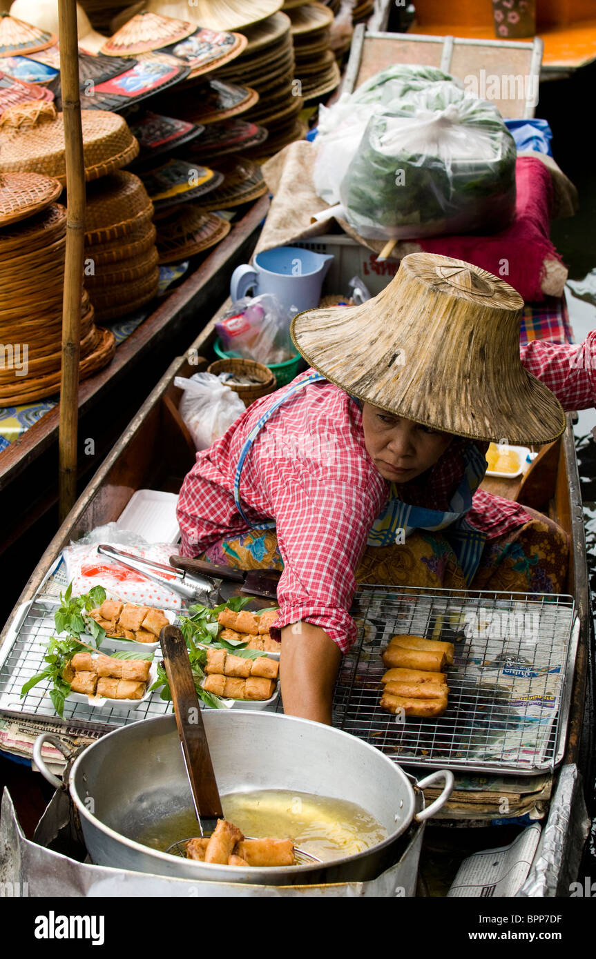The colorful floating market near Bangkok, Thailand Stock Photo - Alamy