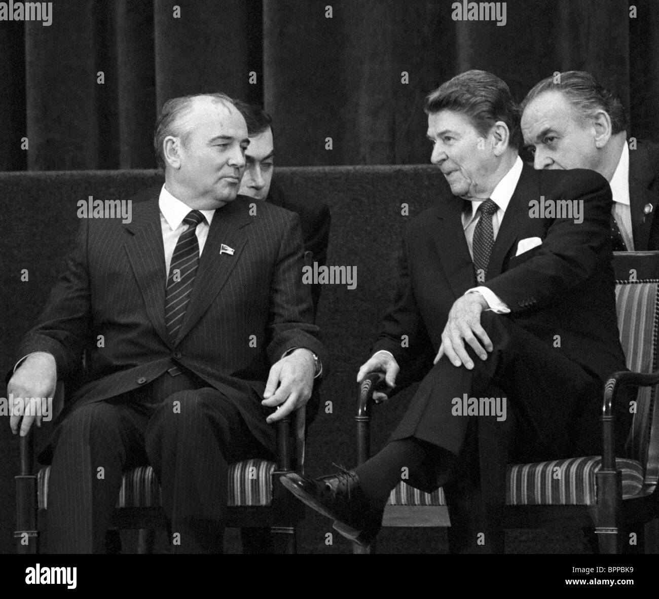 Mikhail Gorbachev R Black and White Stock Photos & Images - Alamy