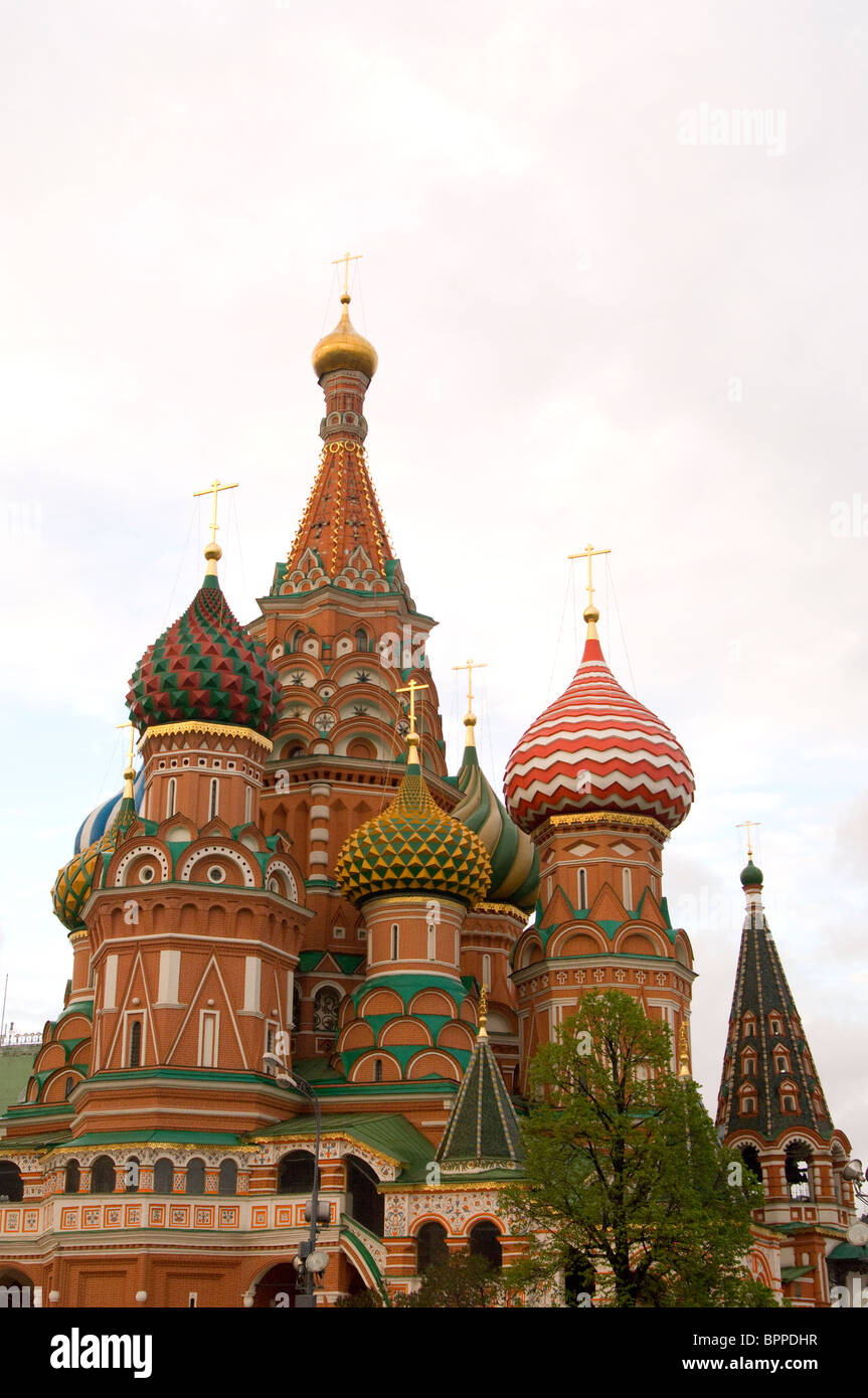 Saint Basil's Cathedral in Red Square Moscow Stock Photo - Alamy