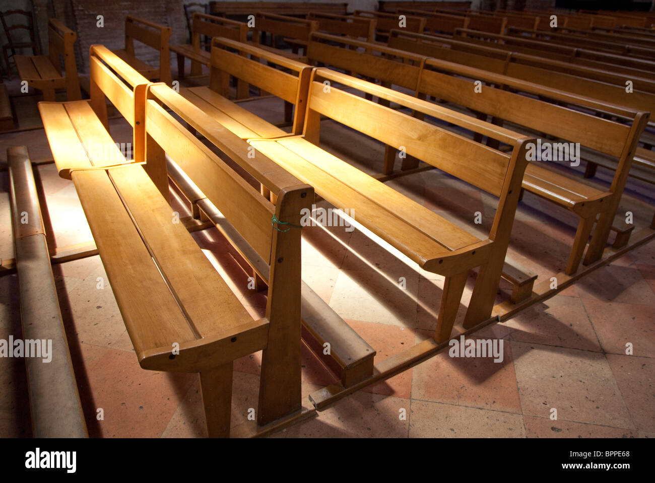 Empty pew hi-res stock photography and images - Alamy