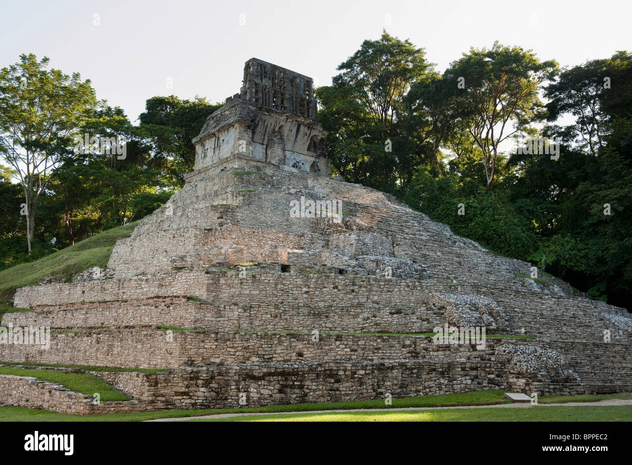 Temple of the Cross, Maya ruins of Palenque, Mexico Stock Photo - Alamy