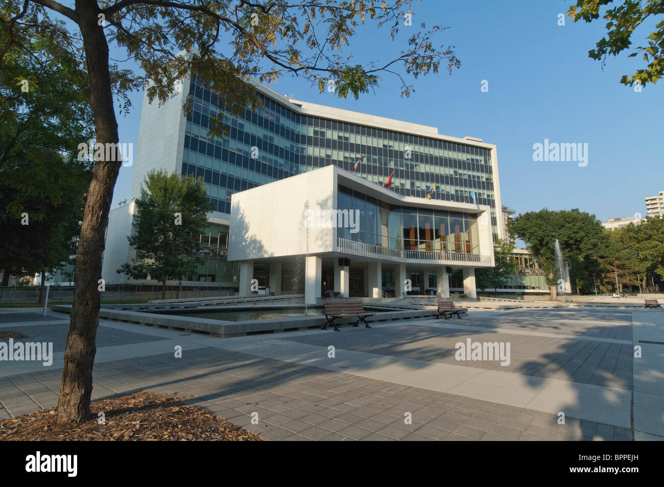 View of the Hamilton City Hall just after recieving a huge new face ...