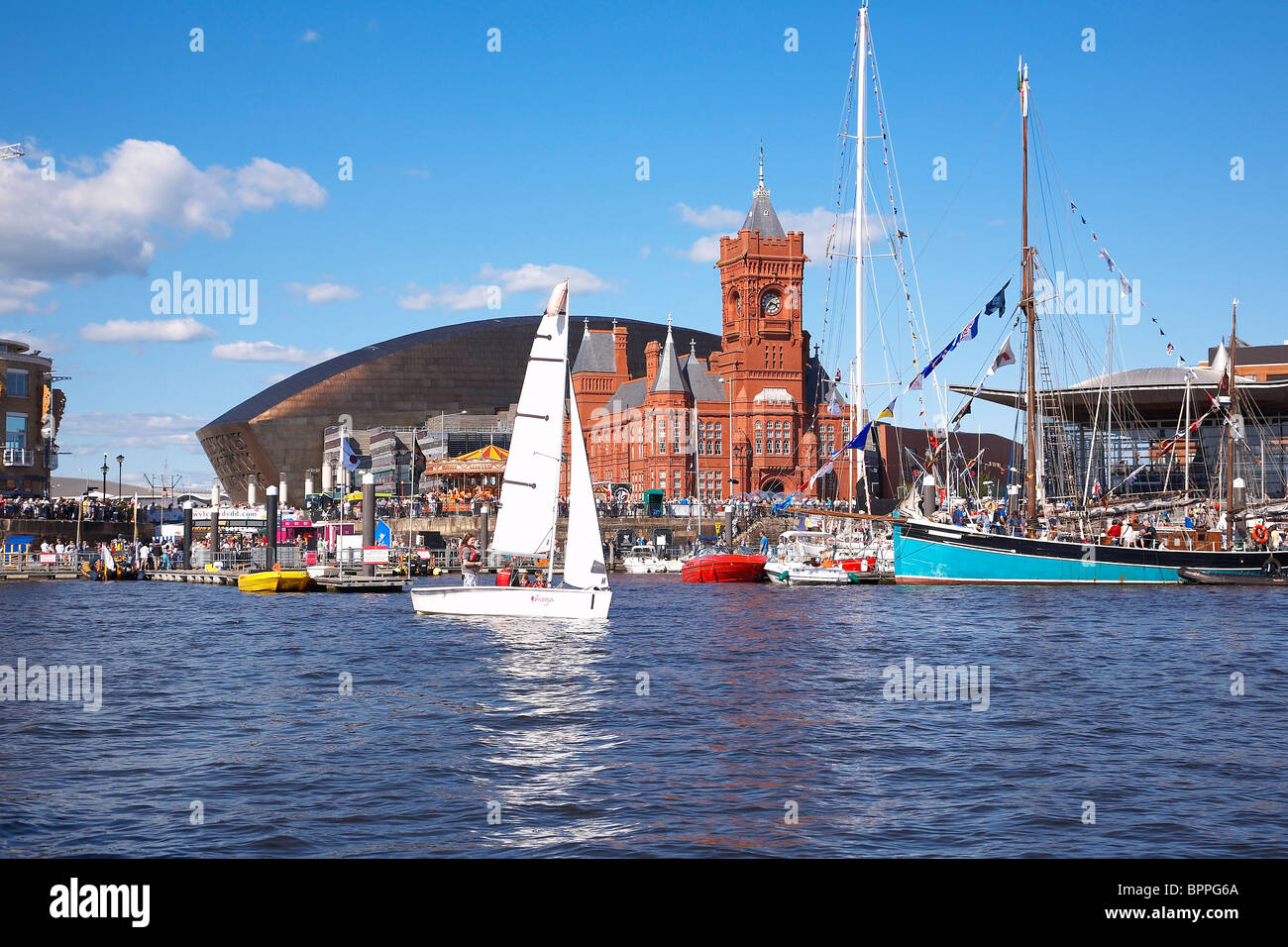 Cardiff docks historical hi-res stock photography and images - Alamy