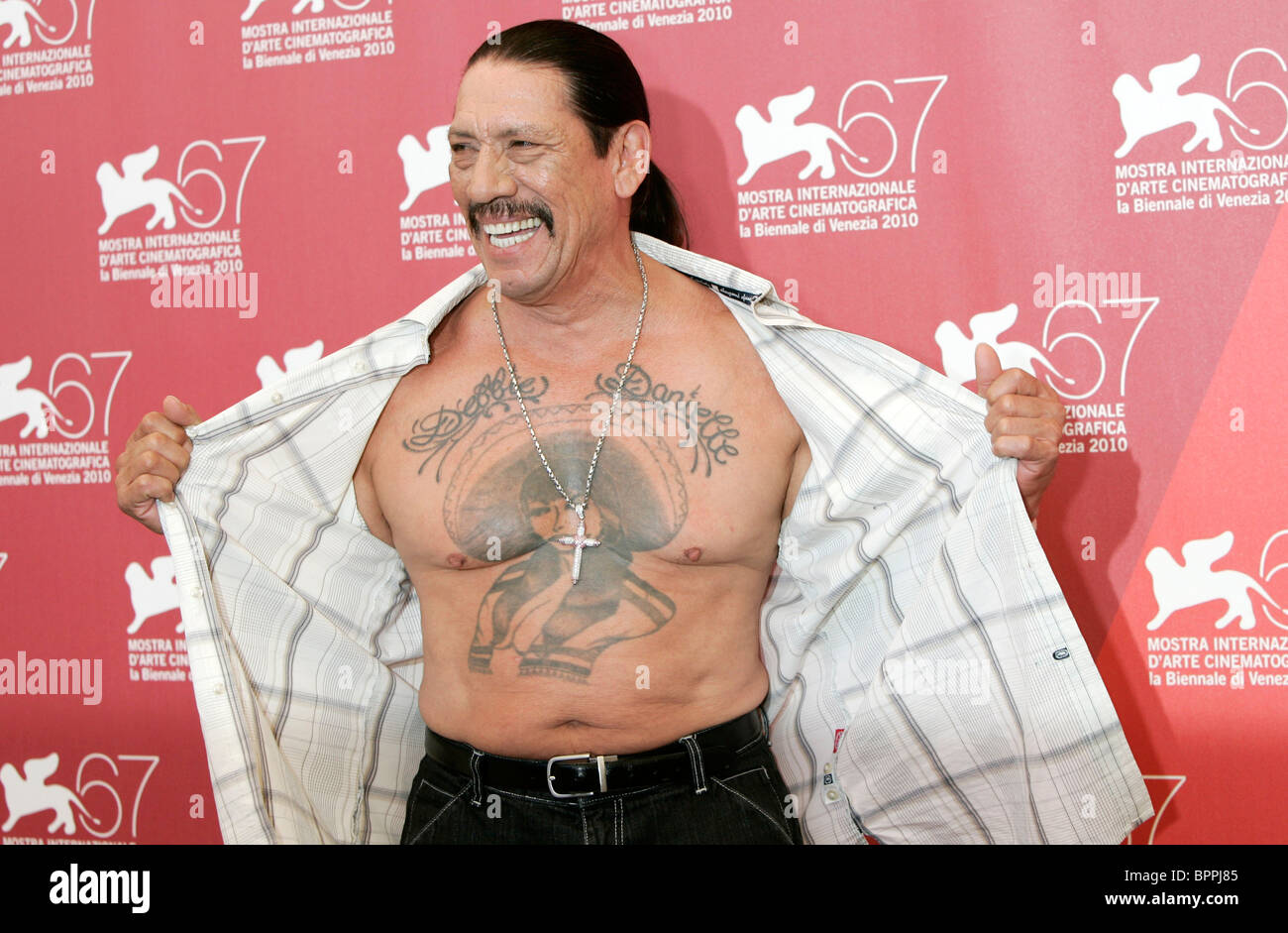 DANNY TREJO MACHETE PHOTOCALL VENICE FILM FESTIVAL LIDO VENICE ITALY 01 ...