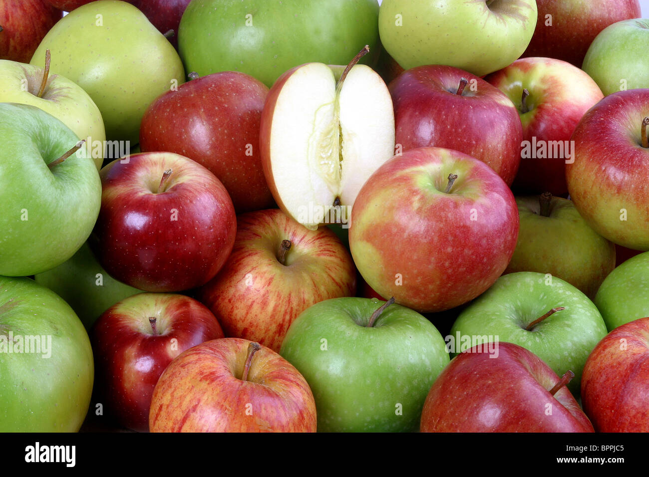 selection of varieties of apples Stock Photo - Alamy
