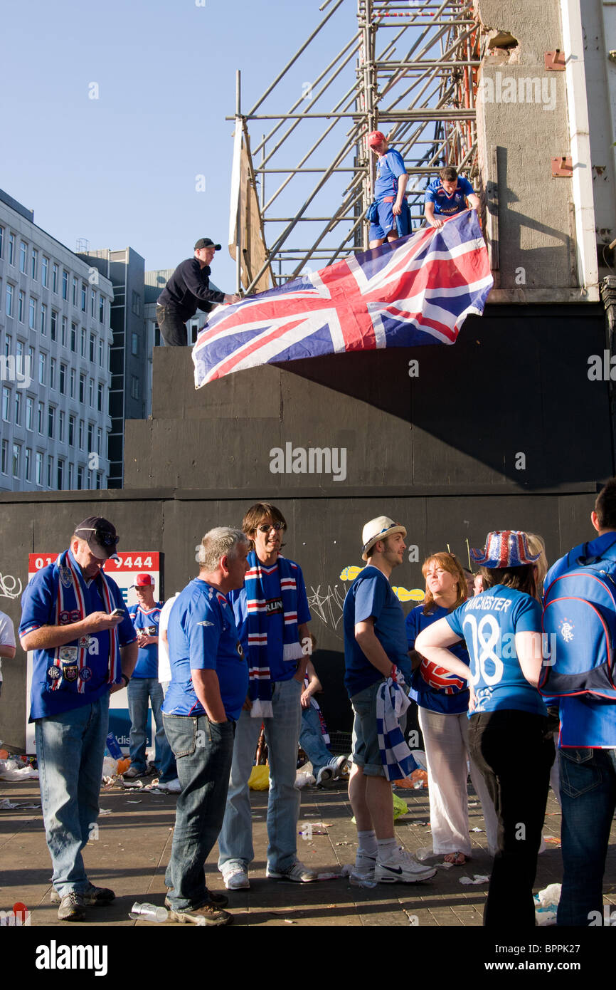 Blue white flag football club supporters hi-res stock photography and ...