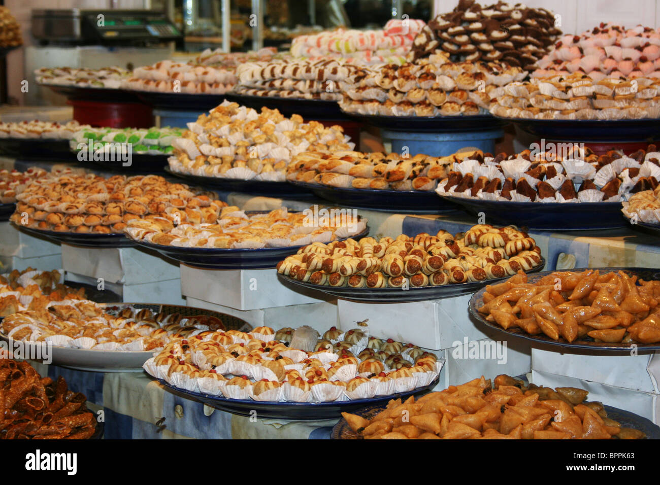 Moroccan pastries hi-res stock photography and images - Alamy