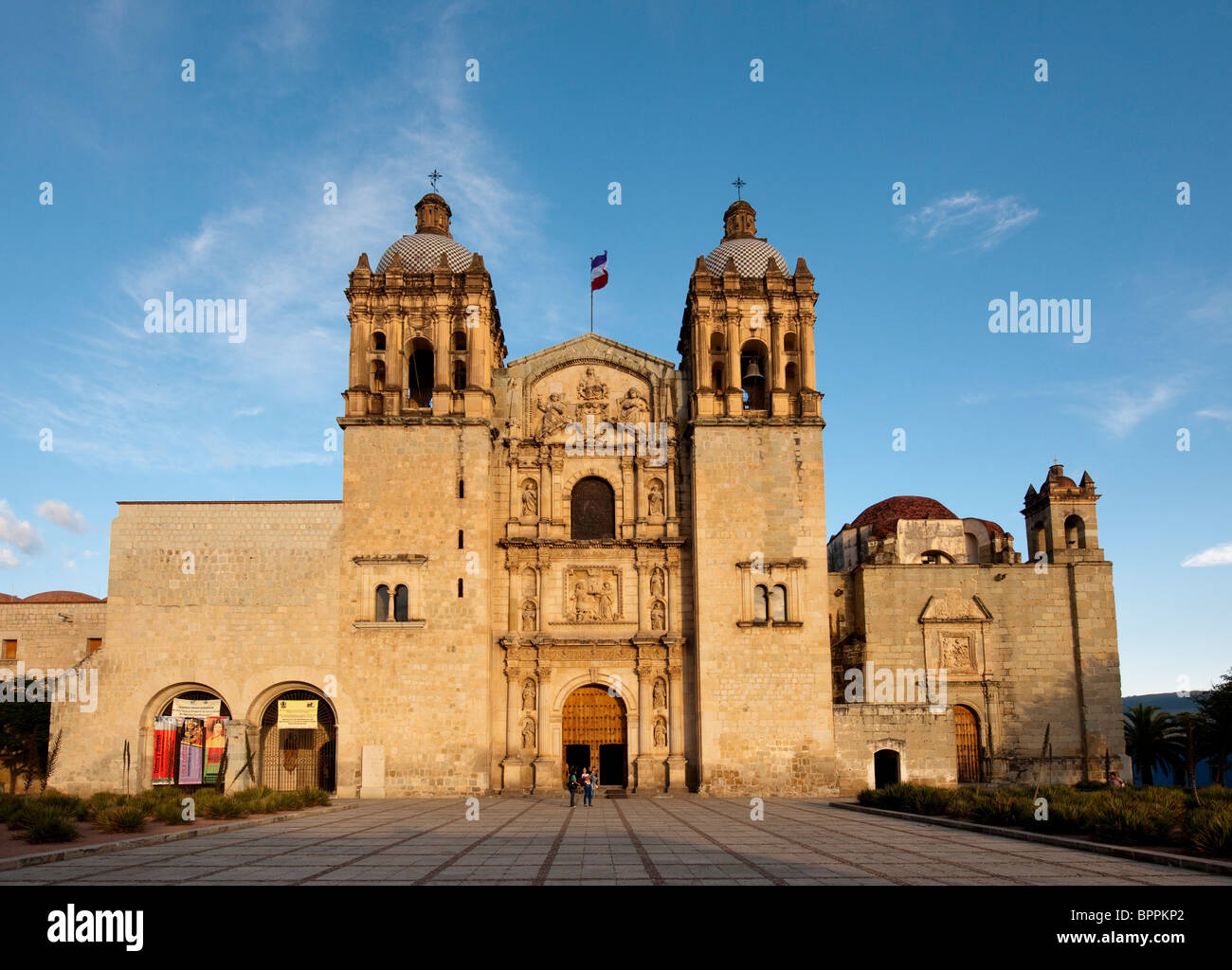 Mexican baroque architecture hi-res stock photography and images - Alamy